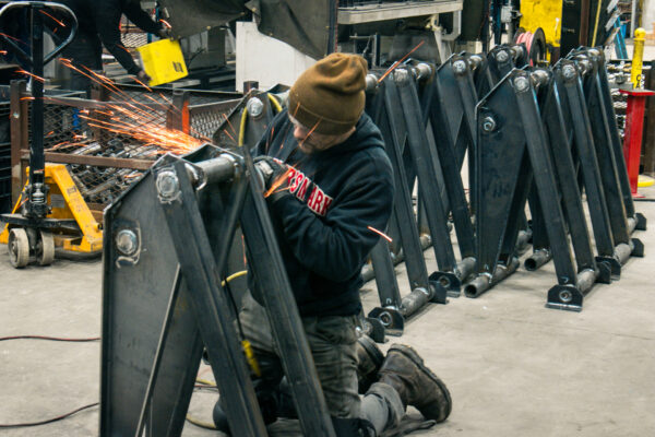 Scissor Hoists | Stillwell, Inc.